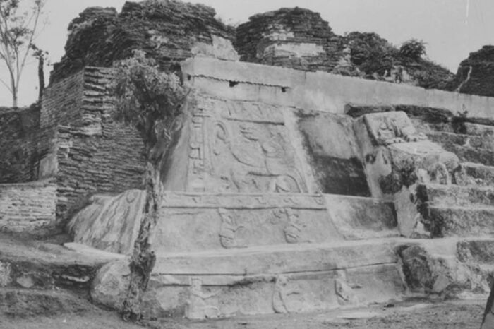 Detabascosoy Zona Arqueológica De Comalcalco